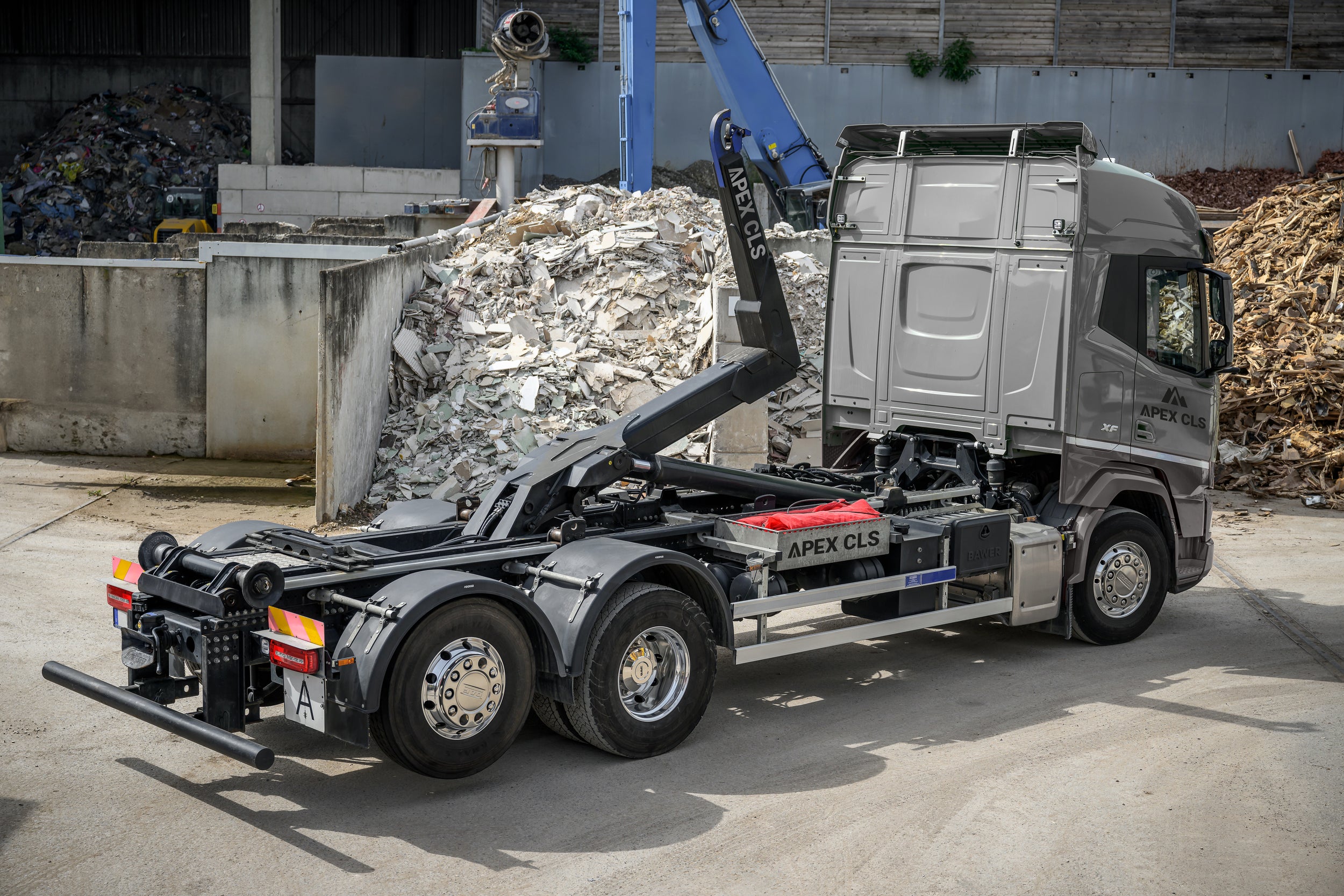 APEX CLS GmbH – Absetzkipper und Abrollkipper – APEX Container Lift ...